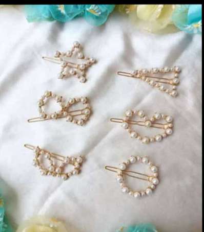 Hair Pins - Buy Stylish Hairpins for Hair Online | Shopsy