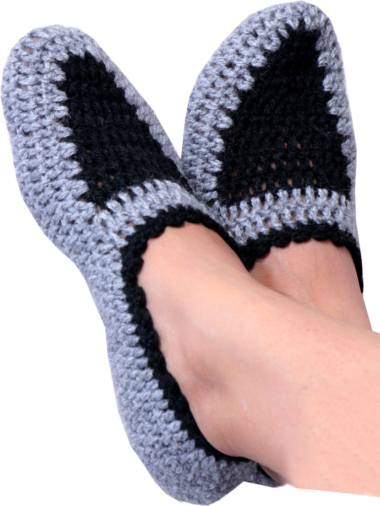 Kreative 1 Pair of Handmade Soft Woolen Crochet Knitted Socks in beautiful Grey Black Women Low Cut Buy Kreative 1 Pair of Handmade Soft Woolen Crochet Knitted Socks in beautiful Grey Black Women
