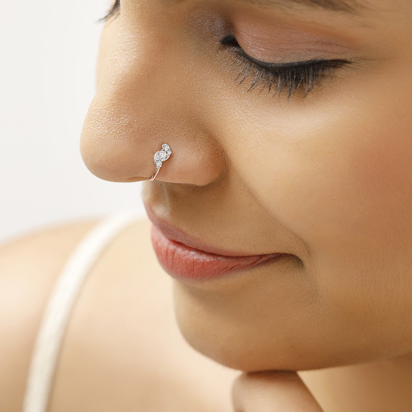 Tanishq nose pin store