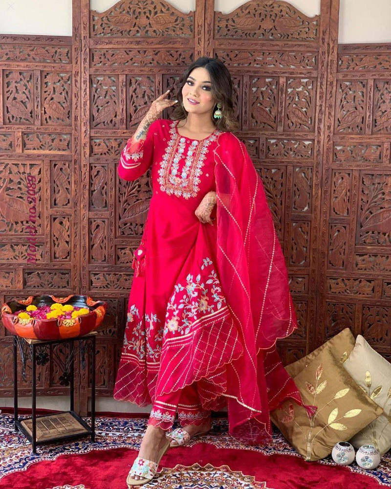 uitrazon Geometric Print Anarkali Kurta Bottom Dupatta Set Buy uitrazon Geometric Print Anarkali Kurta Bottom Dupatta Set Online at Best Prices in India Flipkart