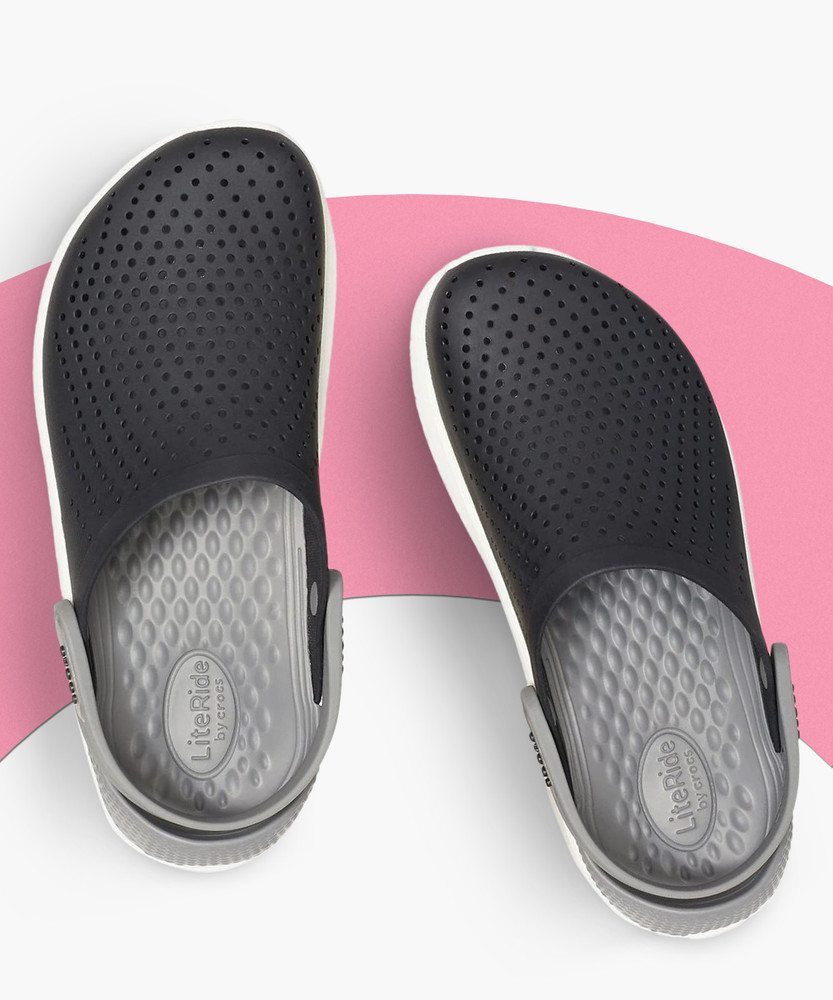 Crocs for men flipkart store