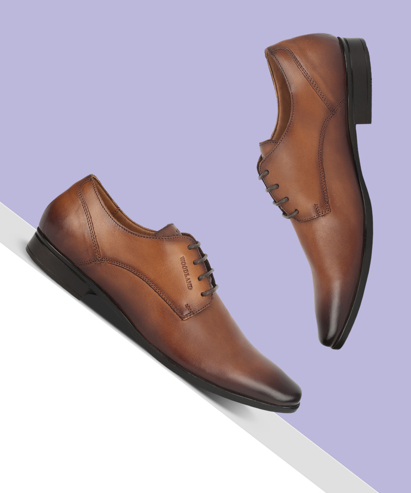 Formal shoes in flipkart store